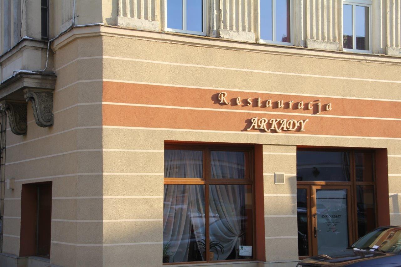 Arkady - Sudeckie Fakty