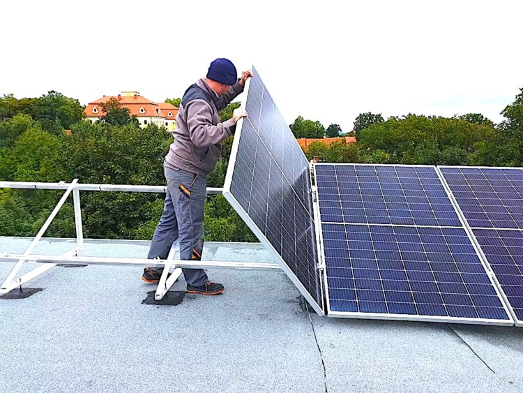 Odnawialne źródła energii receptą na wzrost kosztów – w Pieszycach ... Odnawialne źródła energii receptą na wzrost kosztów – w Pieszycach ...